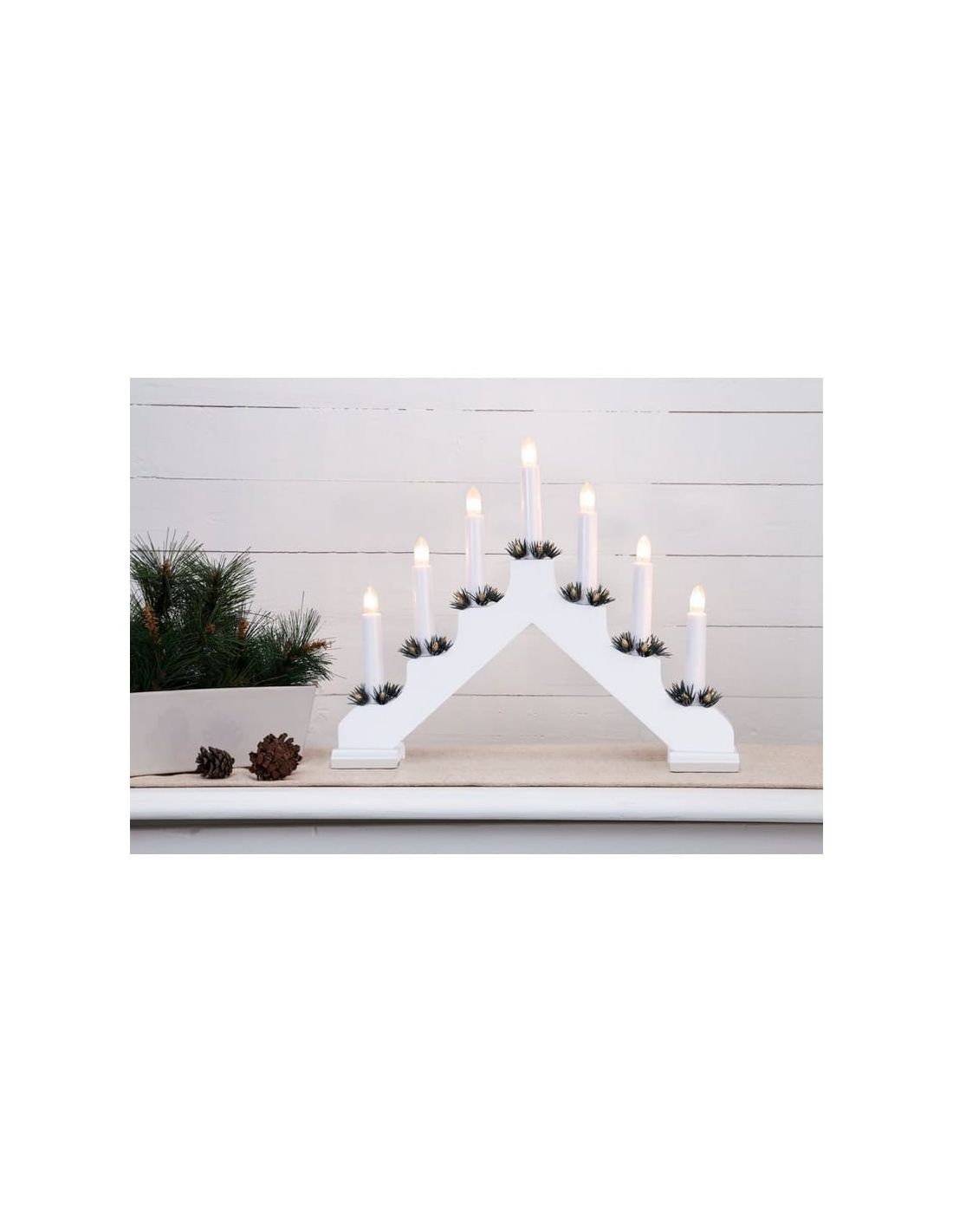 Candelabro Judío Navideño ADA madera natural, blanca o roja con 7 velas LED