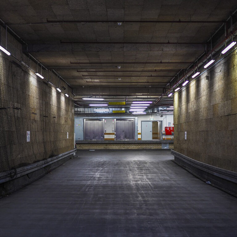 Iluminación LED para parkings y garajes - Blog LeonLeds