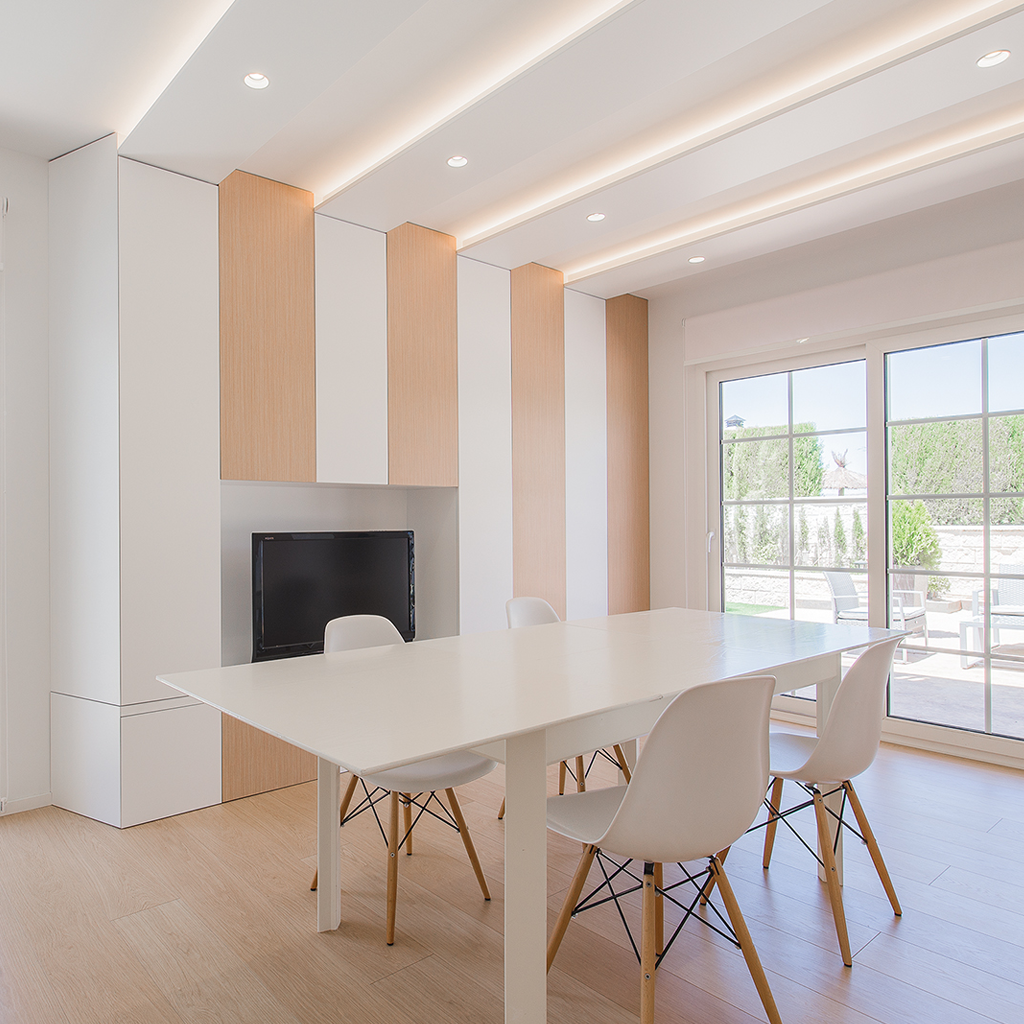 ¿Iluminar con focos empotrables o de superficie? - Blog LeonLeds