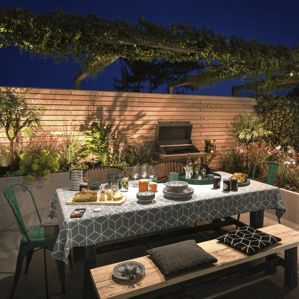 Cómo iluminar adecuadamente una terraza exterior - Blog LeonLeds